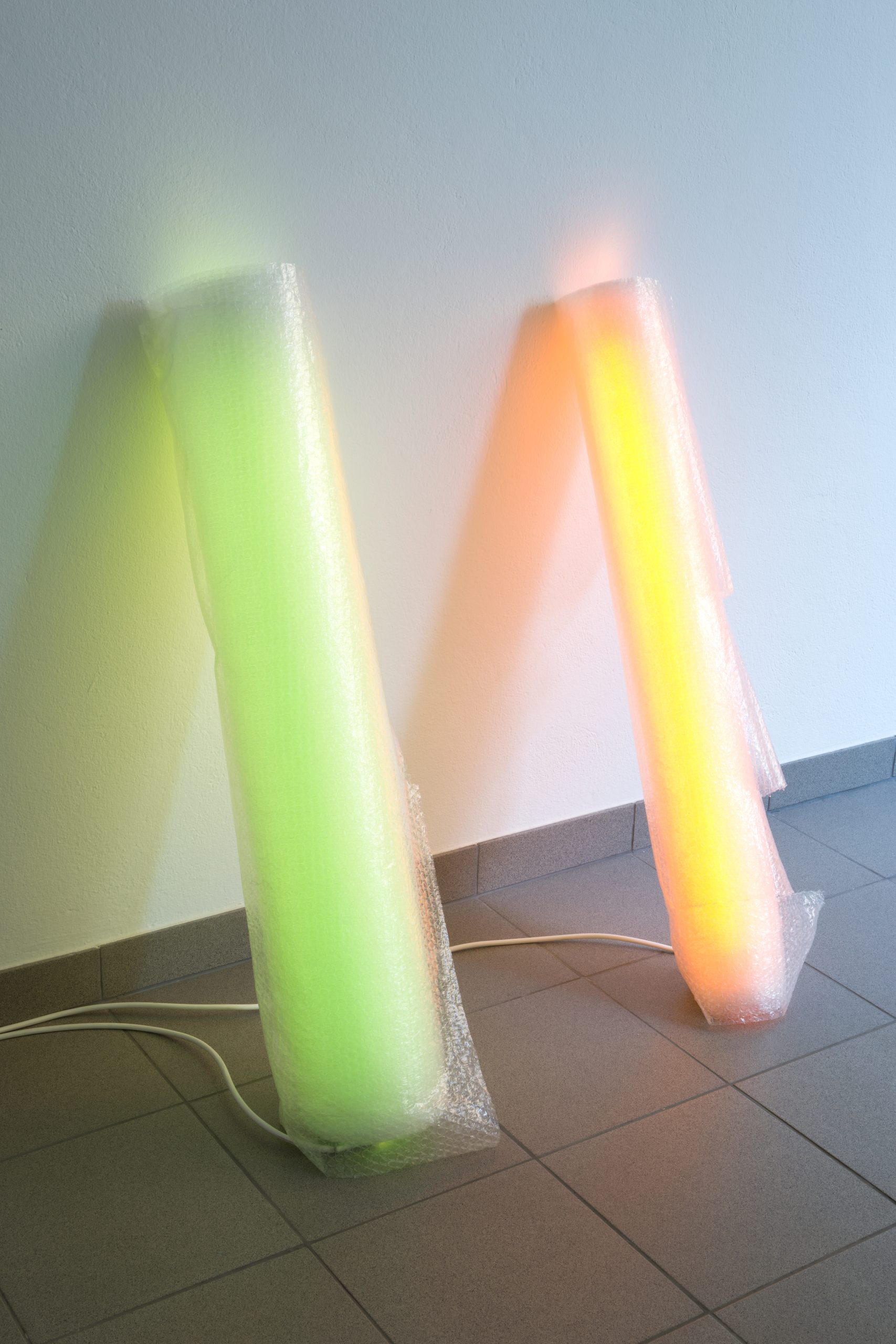 Confident Led I et Confident Led III - Collection RAJA - Art Contemporain